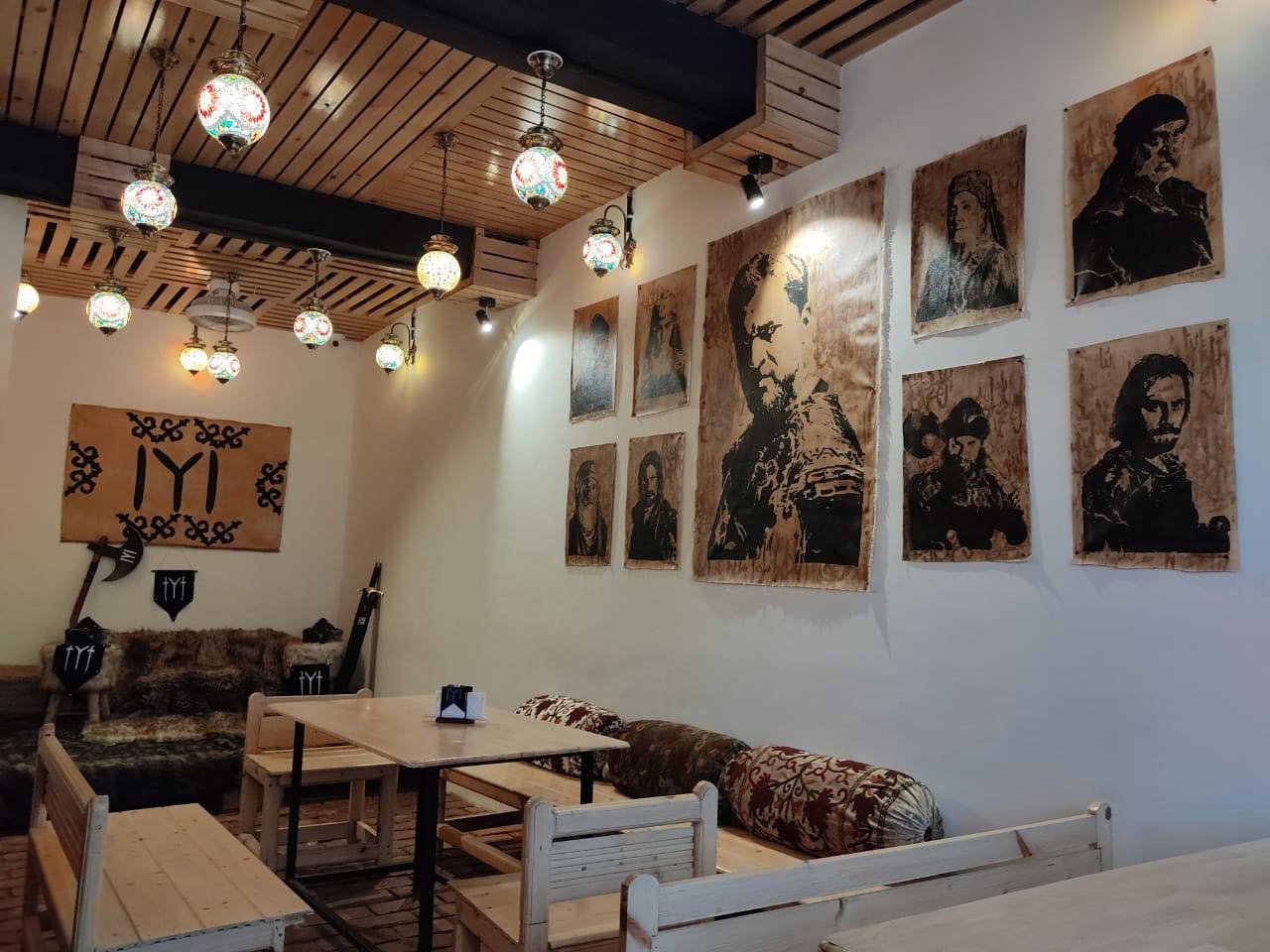 Three Insta Worthy Cafes In Kashmir – Khyen Chyen’ (Kashmiri for Food ...